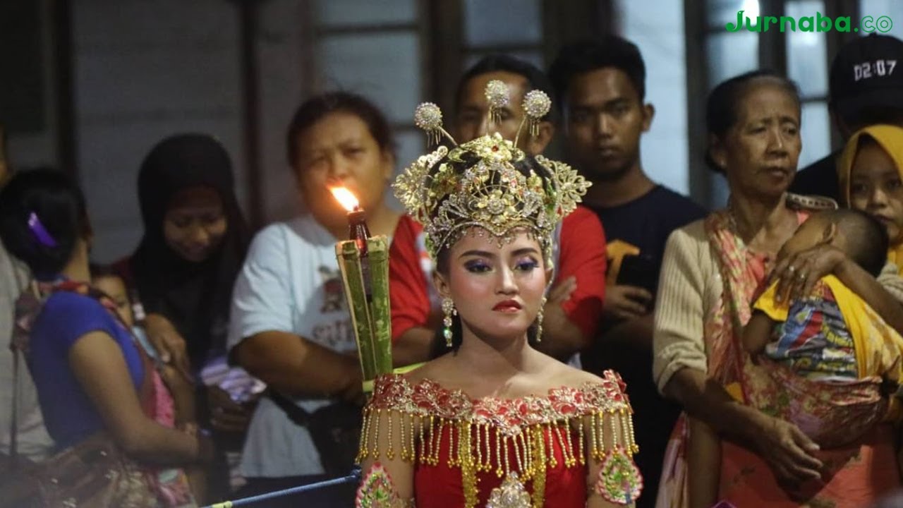 Sandur, Seni Peran Tradisional Kota Ledre - Jurnaba